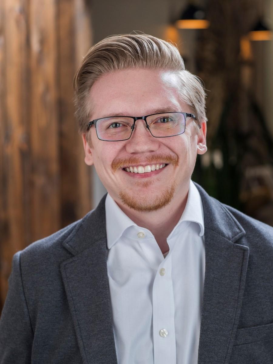 Zach Louton | Patterson Law Group